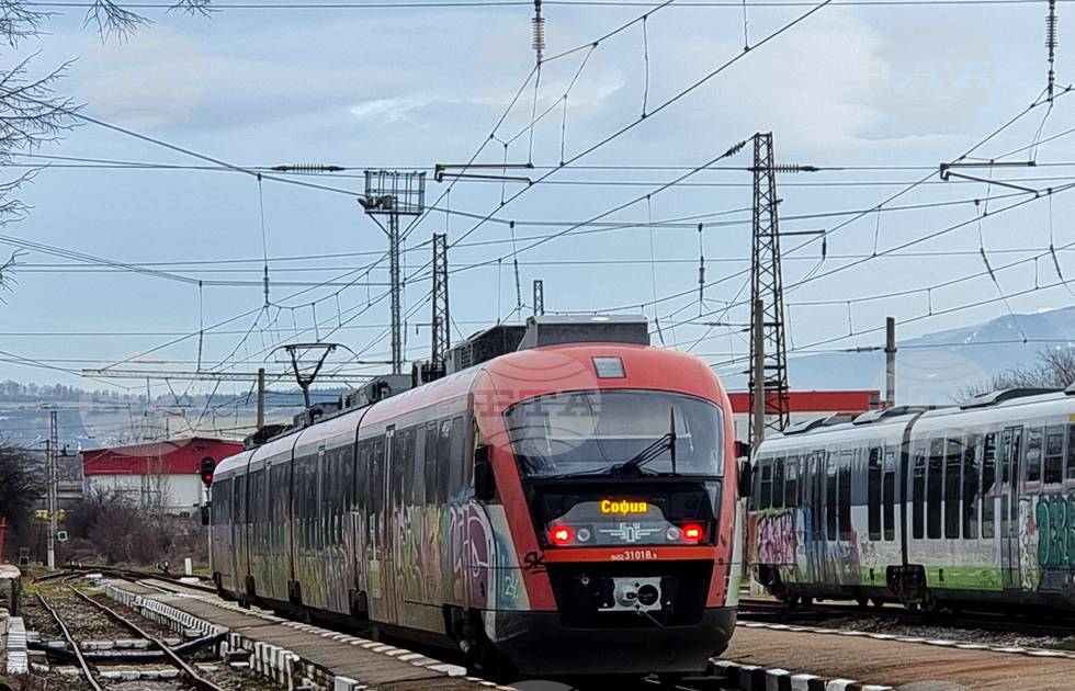 Възстановено е движението по жп линията София - Кюстендил, след като ...
